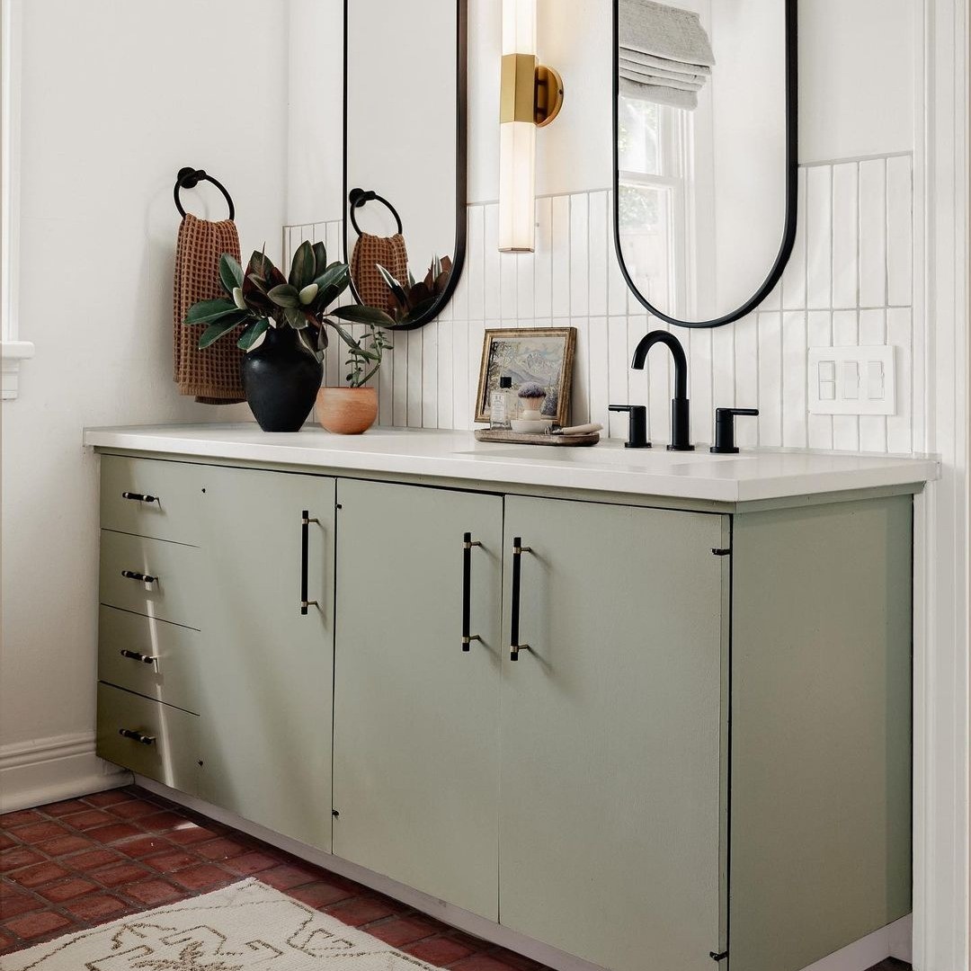 30+ Bathroom Backsplash Ideas – VivyNest