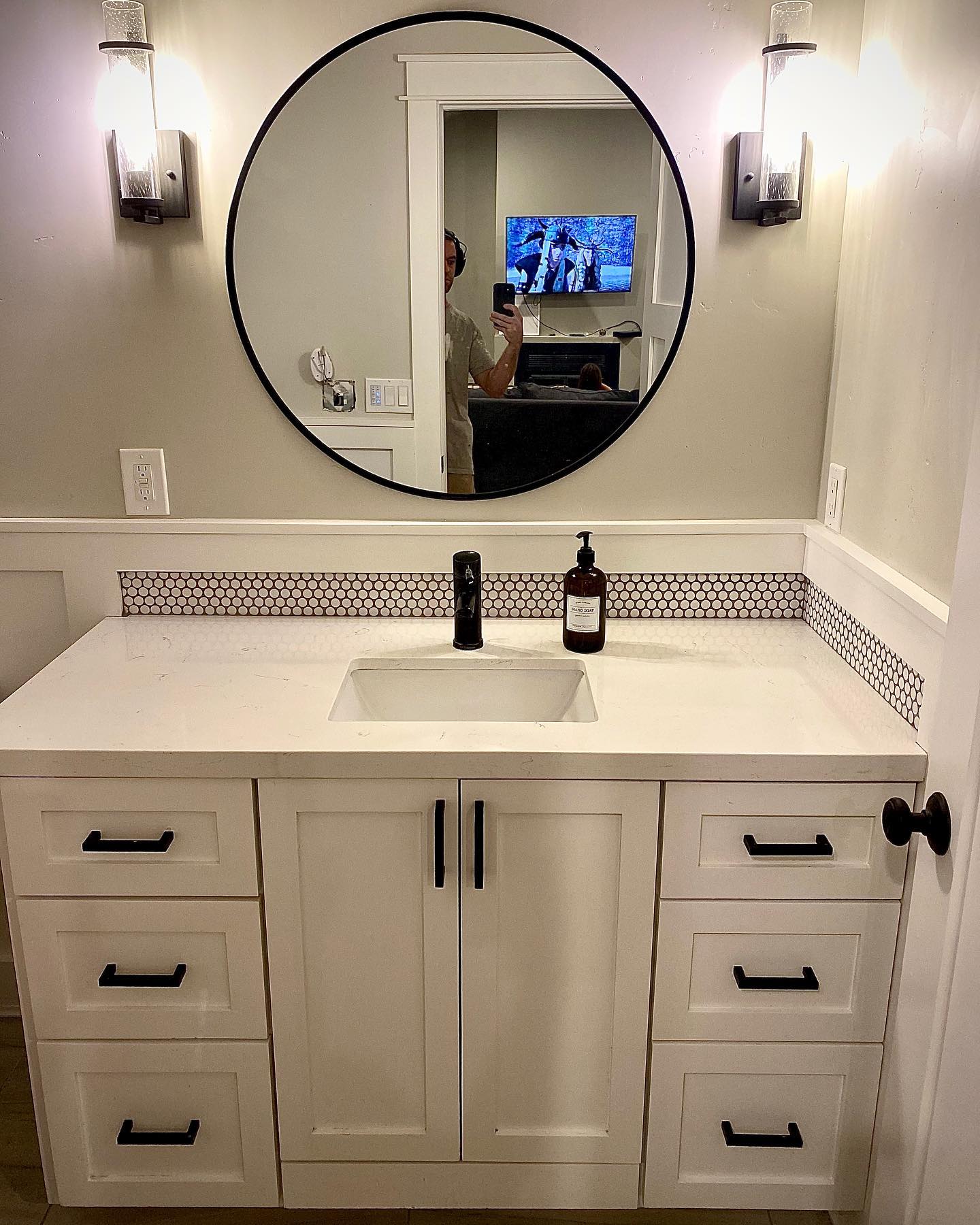 30+ Bathroom Backsplash Ideas – VivyNest