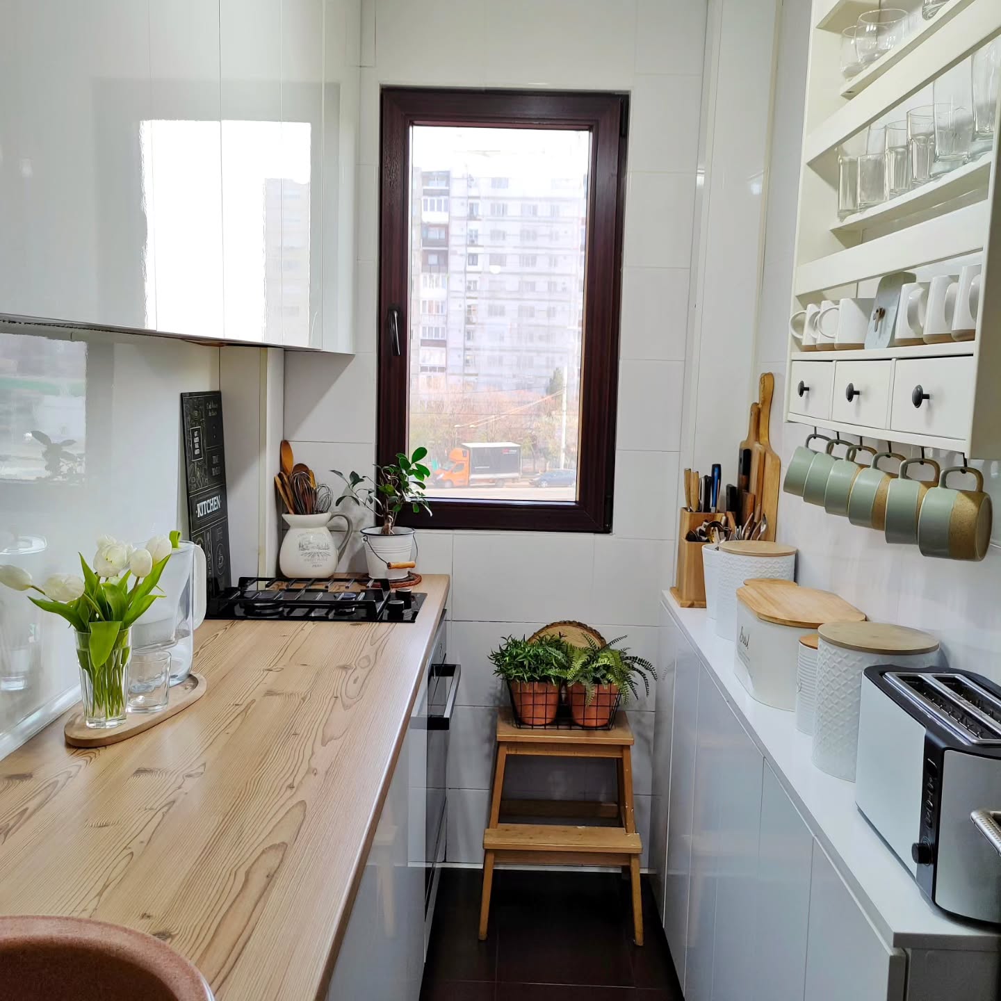 50+ Tiny Kitchen Ideas – VivyNest