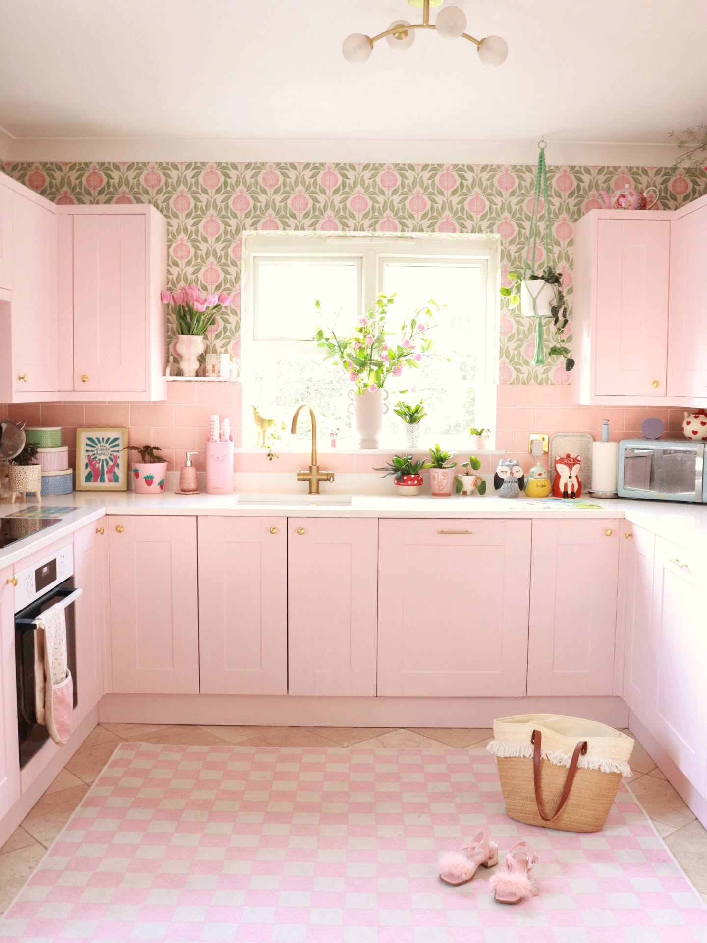 39 Pink Kitchen Ideas – VivyNest